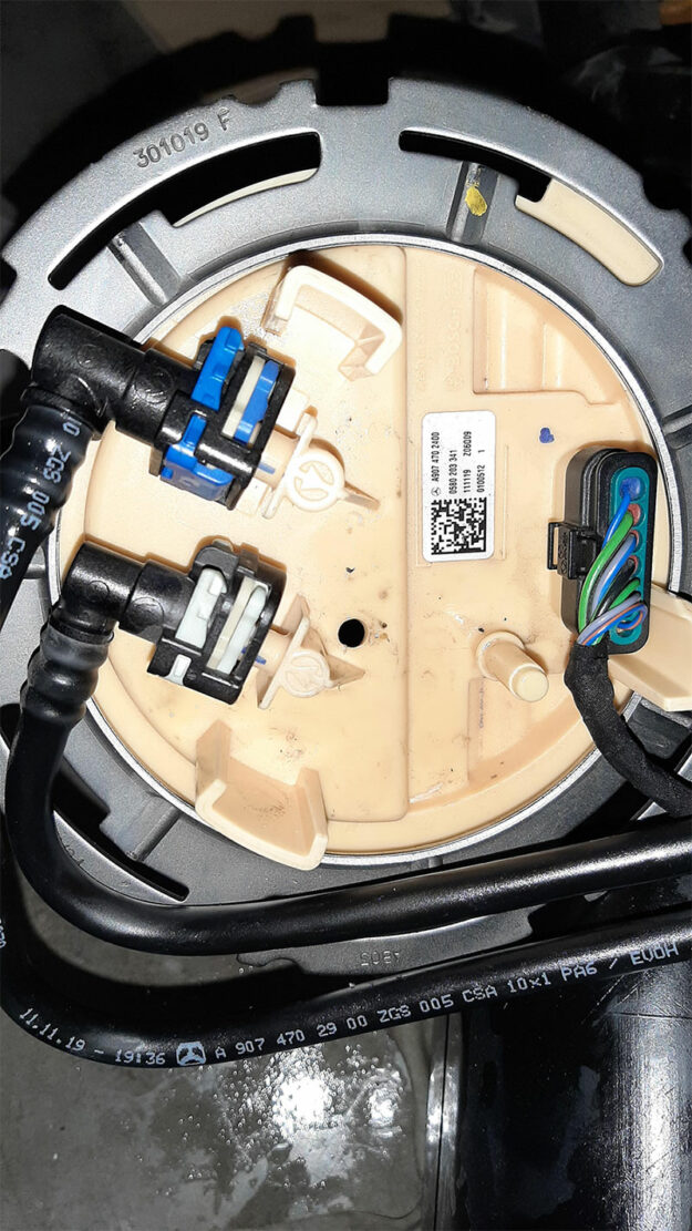 Dieselheat - Motorhome and Van Fuel Pickup Installation