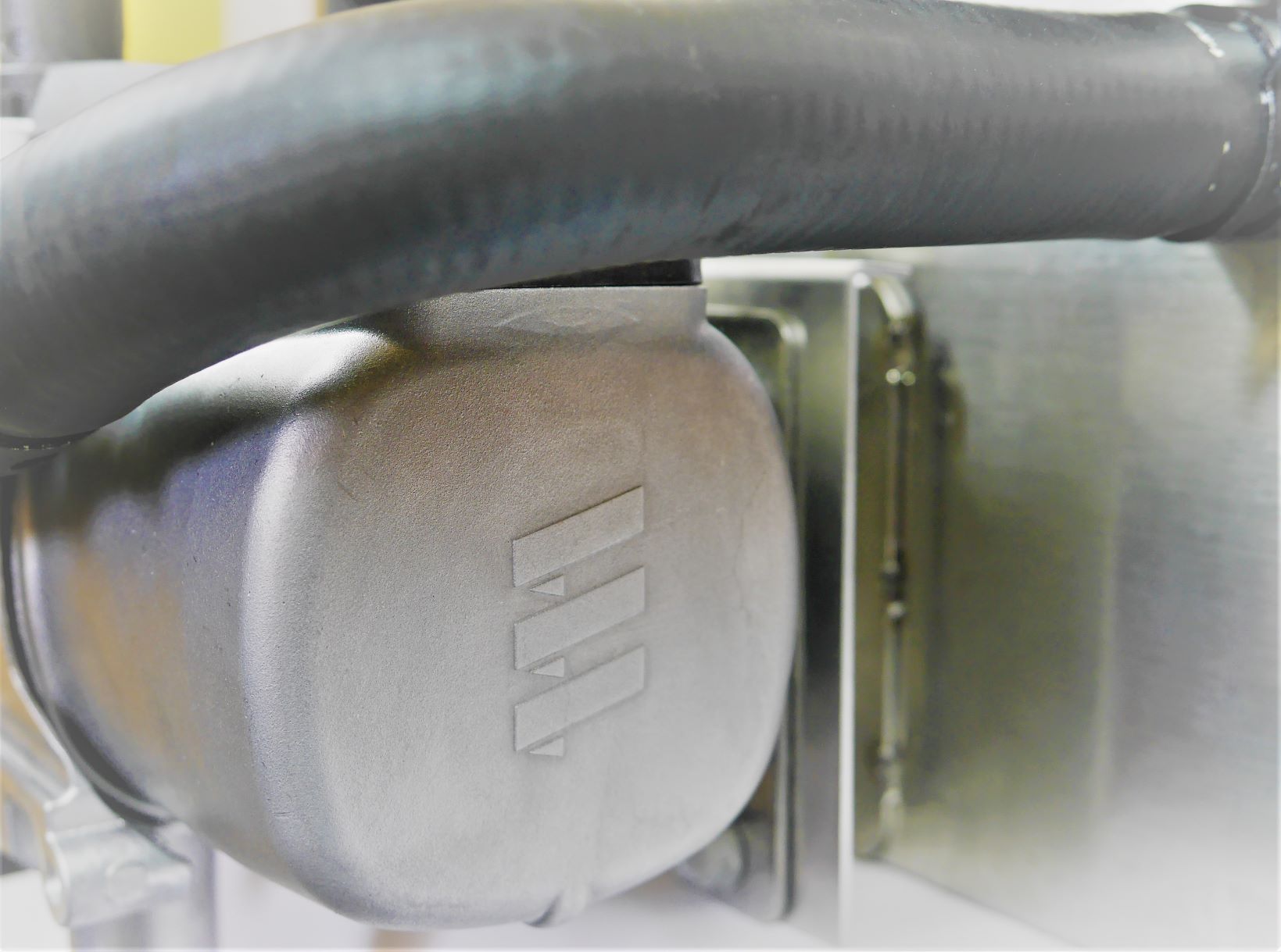 Dieselheat - DH12 Hydronic Diesel Hot Water System with D5E HS3 ...